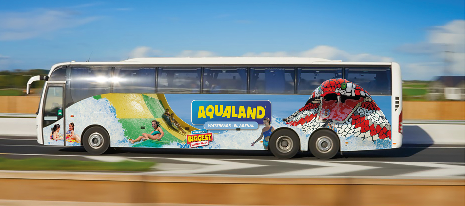 Entrance + bus - Aqualand El Arenal